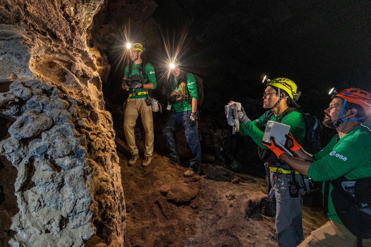 Commercial uses - Luxembourg Space Agency